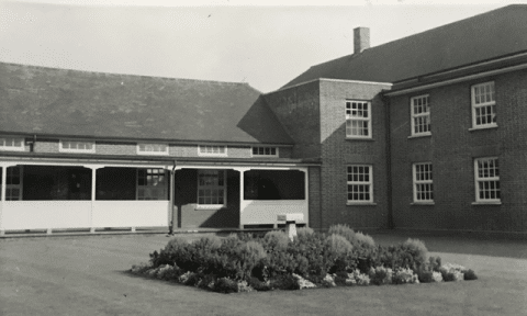 School History - Manningtree High School